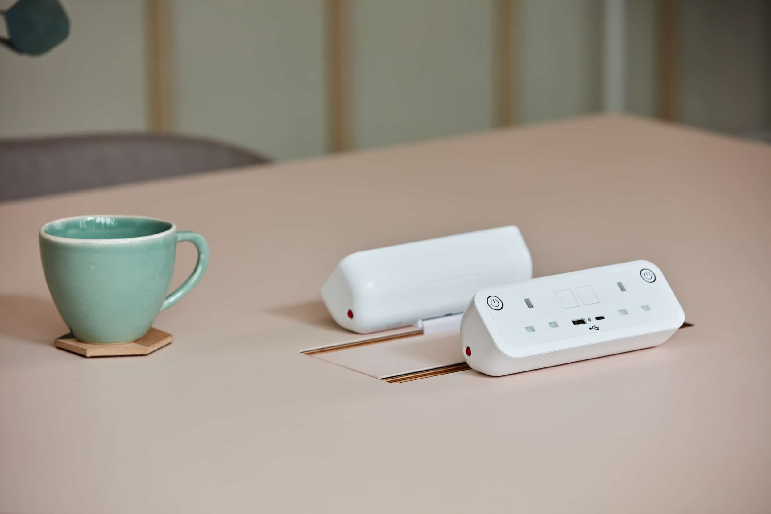 UNO Desk Top Power Module | Desk Top Power | Desk Power — Office ...